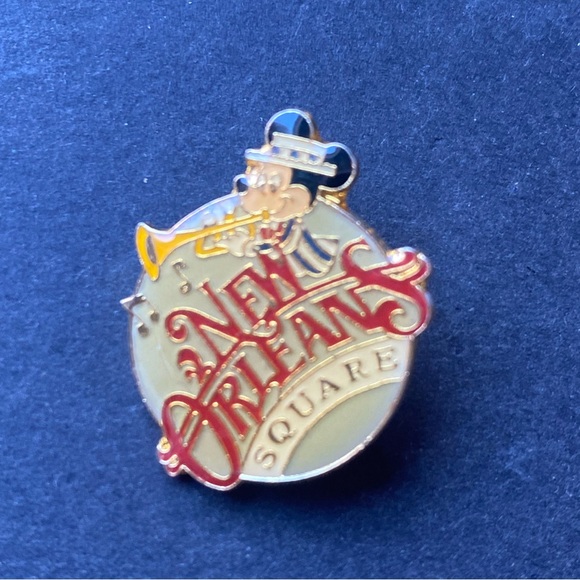 Disney | Jewelry | Vintage Disneys New Orleans Square Mickey Mouse ...